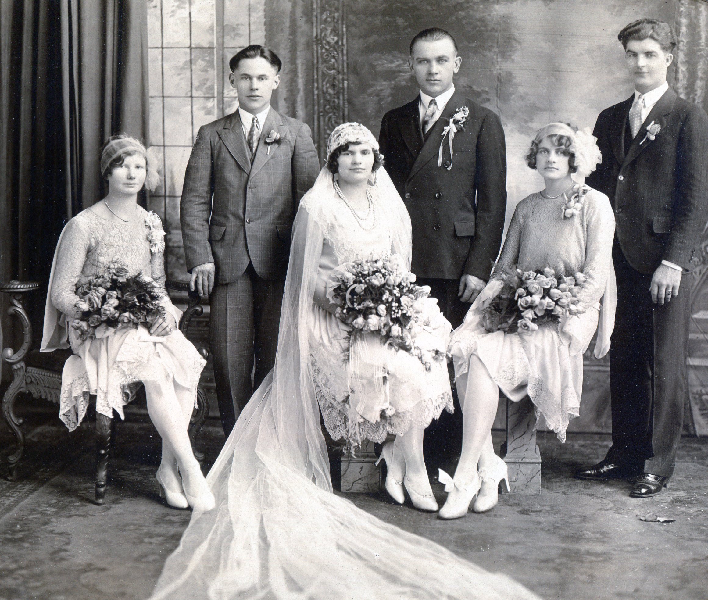1925 Wedding Party – Vintage Brides